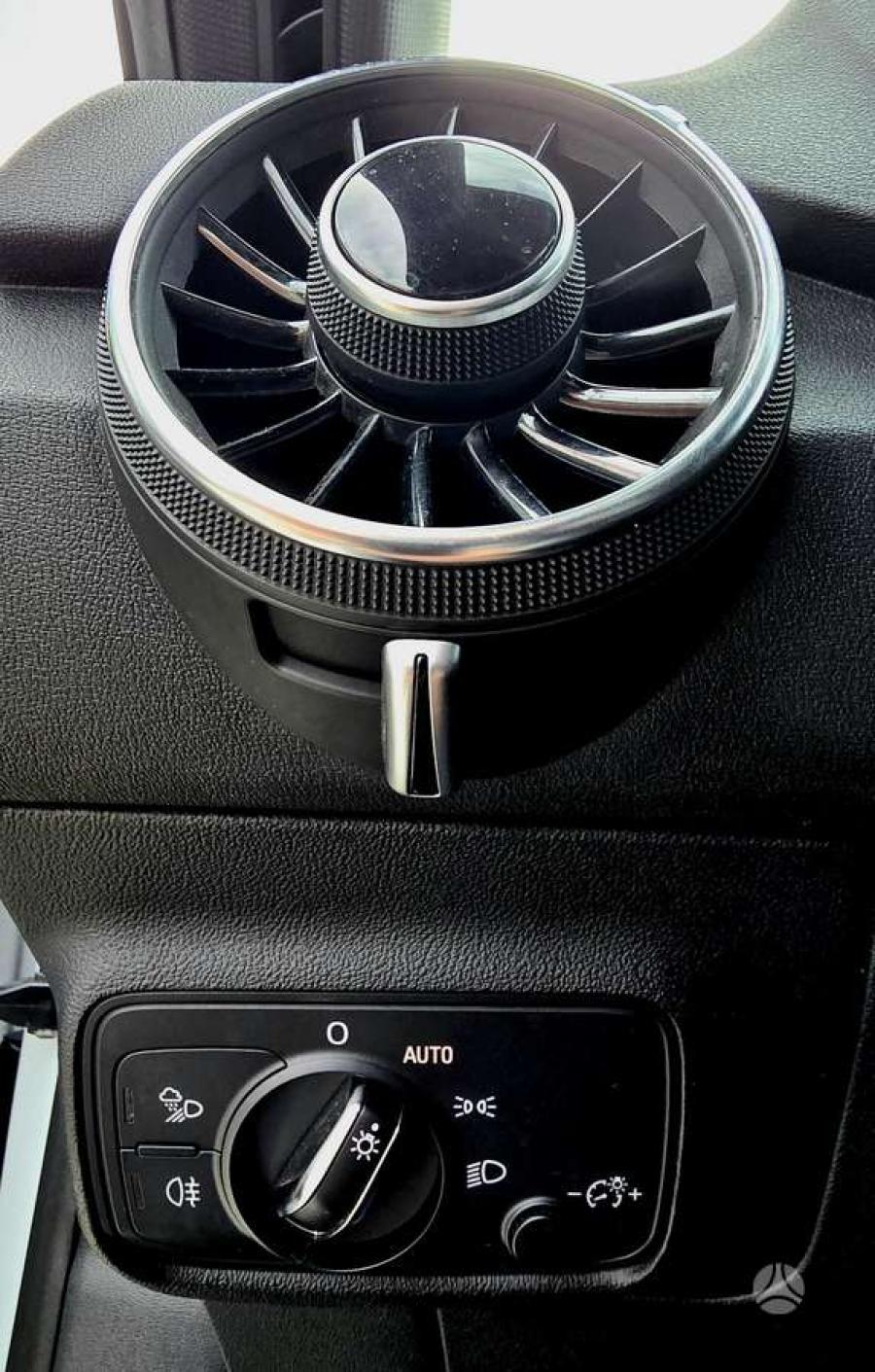Balts Audi TT 2014 Tauragė, ar dzinēja tilpumu 2.00 L un nobraukumu 272 tūkst. km par 11900 €, foto 22 vietnē AUTOMOTO.COM.LV