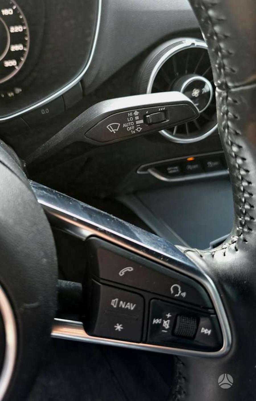 Balts Audi TT 2014 Tauragė, ar dzinēja tilpumu 2.00 L un nobraukumu 272 tūkst. km par 11900 €, foto 24 vietnē AUTOMOTO.COM.LV