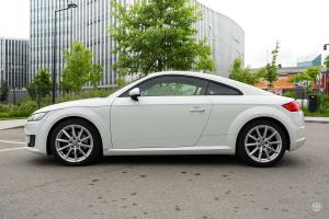 White Audi TT 2015 in Vilnius, with an engine capacity of 2.00 L and mileage of 193 thousand km for 14699 €, photo 3 on AUTOMOTO.COM.LV