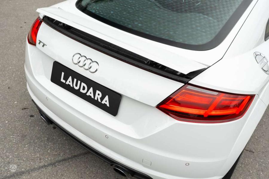 White Audi TT 2015 in Vilnius, with an engine capacity of 2.00 L and mileage of 193 thousand km for 14699 €, photo 6 on AUTOMOTO.COM.LV