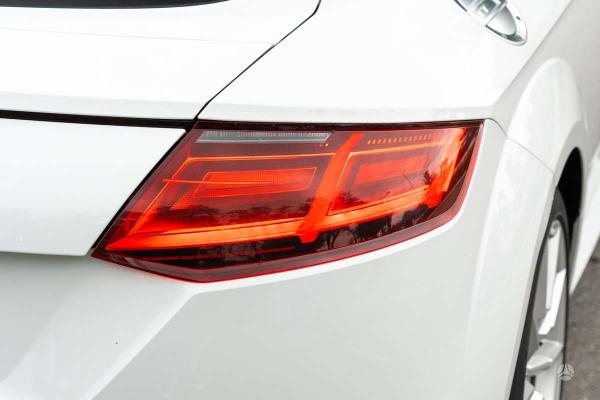 Balts Audi TT 2015 Viļņa, ar dzinēja tilpumu 2.00 L un nobraukumu 193 tūkst. km par 14699 €, foto 6 vietnē AUTOMOTO.COM.LV