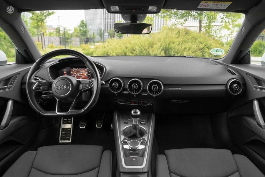 White Audi TT 2015 in Vilnius, with an engine capacity of 2.00 L and mileage of 193 thousand km for 14699 €, photo 15 on AUTOMOTO.COM.LV