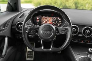 White Audi TT 2015 in Vilnius, with an engine capacity of 2.00 L and mileage of 193 thousand km for 14699 €, photo 18 on AUTOMOTO.COM.LV