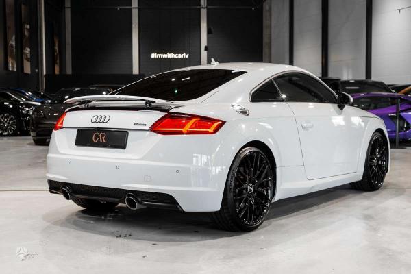 Balts Audi TT 2020 Rīga, ar dzinēja tilpumu 1.98 L un nobraukumu 52 tūkst. km par 31900 €, foto 4 vietnē AUTOMOTO.COM.LV