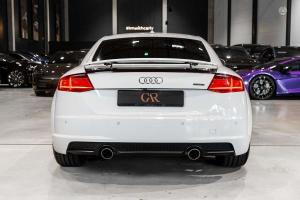 White Audi TT 2020 in Riga, with an engine capacity of 1.98 L and mileage of 52 thousand km for 31900 €, photo 6 on AUTOMOTO.COM.LV