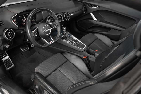 Balts Audi TT 2020 Rīga, ar dzinēja tilpumu 1.98 L un nobraukumu 52 tūkst. km par 31900 €, foto 9 vietnē AUTOMOTO.COM.LV