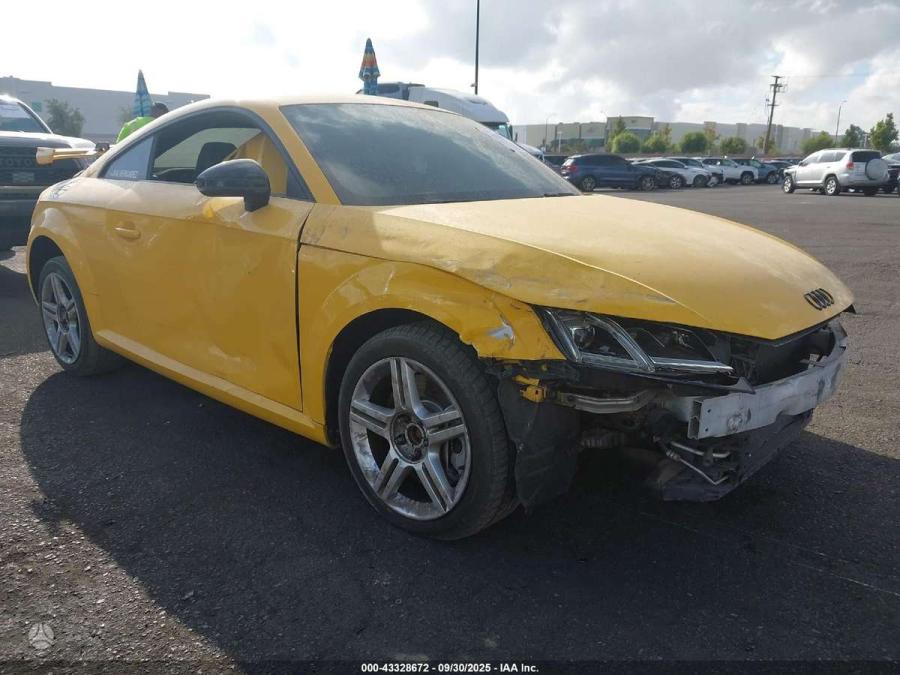 Yellow Audi TT 2017 in Vilnius, with an engine capacity of 1.98 L and mileage of 260 thousand km for 8500 €, photo 3 on AUTOMOTO.COM.LV