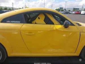 Yellow Audi TT 2017 in Vilnius, with an engine capacity of 1.98 L and mileage of 260 thousand km for 8500 €, photo 8 on AUTOMOTO.COM.LV