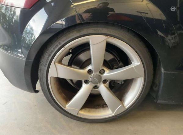 Melns Audi TTS 2008 Viļņa, ar dzinēja tilpumu 1.98 L un nobraukumu 218 tūkst. km par 5900 €, foto 8 vietnē AUTOMOTO.COM.LV