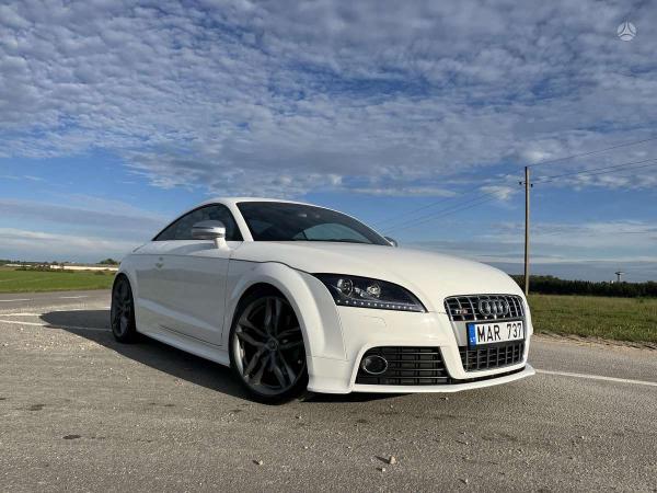 White Audi TTS 2008 in Radviliskis, with an engine capacity of 1.98 L and mileage of 250 thousand km for 11300 €, photo 3 on AUTOMOTO.COM.LV