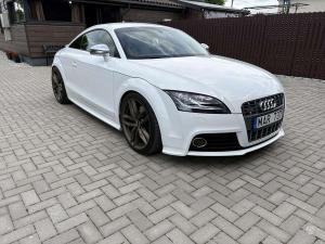 White Audi TTS 2008 in Radviliskis, with an engine capacity of 1.98 L and mileage of 250 thousand km for 11300 €, photo 14 on AUTOMOTO.COM.LV