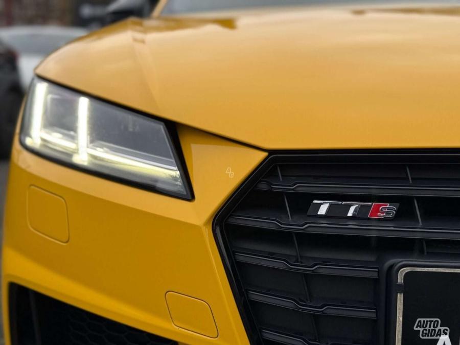 Yellow Audi TTS 2018 in Kaunas, with an engine capacity of 2.00 L and mileage of 97 thousand km for 31567 €, photo 10 on AUTOMOTO.COM.LV