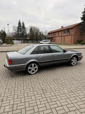Grey Audi V8 1993 in Marijampole, with an engine capacity of 4.17 L and mileage of 280 thousand km for 6000 €, photo 5 on AUTOMOTO.COM.LV