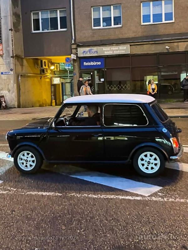 Melns Austin Mini 1985 Tallina, ar dzinēja tilpumu 1.00 L un nobraukumu 0 tūkst. km par 8000 €, foto 1 vietnē AUTOMOTO.COM.LV