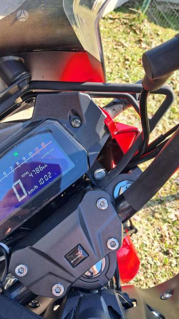 Sarkans Barton GT 125 2023 Viļņa, ar dzinēja tilpumu 0.13 L un nobraukumu 5 tūkst. km par 1750 €, foto 11 vietnē AUTOMOTO.COM.LV