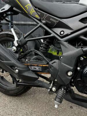 Melns Benelli BN 125 2023 Klaipėda, ar dzinēja tilpumu 0.13 L un nobraukumu 2 tūkst. km par 2600 €, foto 13 vietnē AUTOMOTO.COM.LV