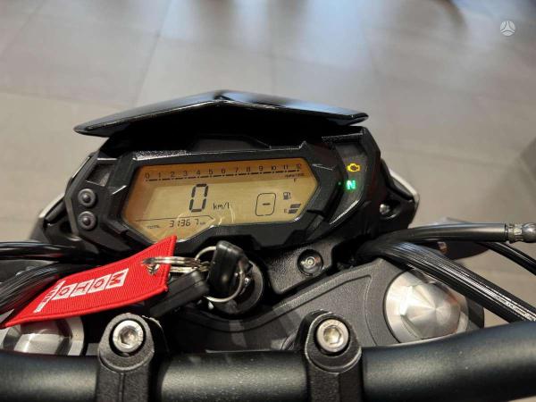 Pelēks Benelli BN 125 2023 Viļņa, ar dzinēja tilpumu 0.13 L un nobraukumu 3 tūkst. km par 1999 €, foto 5 vietnē AUTOMOTO.COM.LV