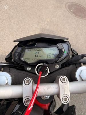 Benelli BN 125 2020 Viļņa, ar dzinēja tilpumu 0.13 L un nobraukumu 2 tūkst. km par 1600 €, foto 8 vietnē AUTOMOTO.COM.LV