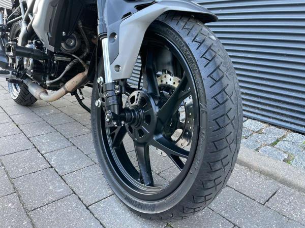 Benelli BN 125 2023 in Riga, with an engine capacity of 0.13 L and mileage of 0 thousand km for 1999 €, photo 10 on AUTOMOTO.COM.LV