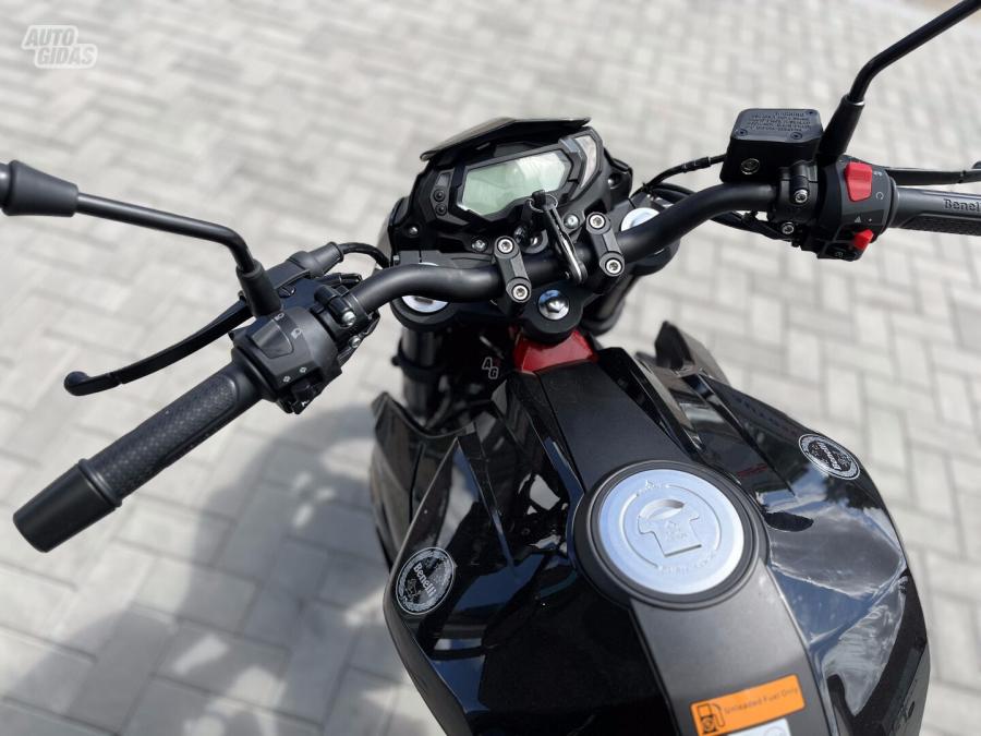 Benelli BN 125 2025 Mokolai, ar dzinēja tilpumu 0.13 L un nobraukumu 0 tūkst. km par 2550 €, foto 6 vietnē AUTOMOTO.COM.LV
