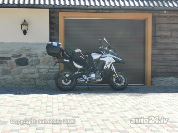 Benelli TRK 502 2020 in Haapsalu, with an engine capacity of 0.50 L and mileage of 8 thousand km for 3500 €, photo 1 on AUTOMOTO.COM.LV