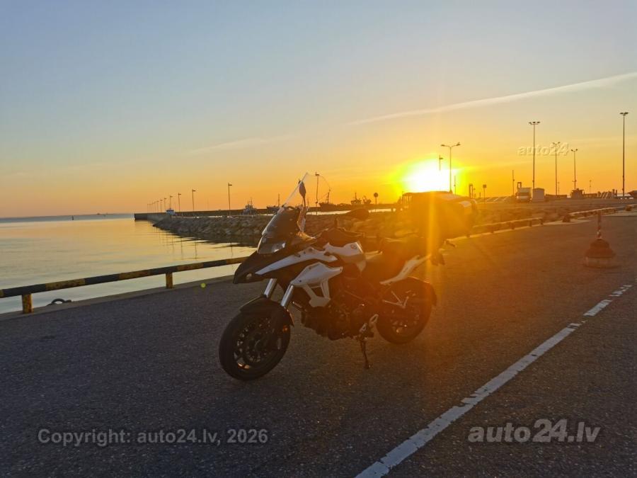 Benelli TRK 502 2020 in Haapsalu, with an engine capacity of 0.50 L and mileage of 8 thousand km for 3500 €, photo 4 on AUTOMOTO.COM.LV