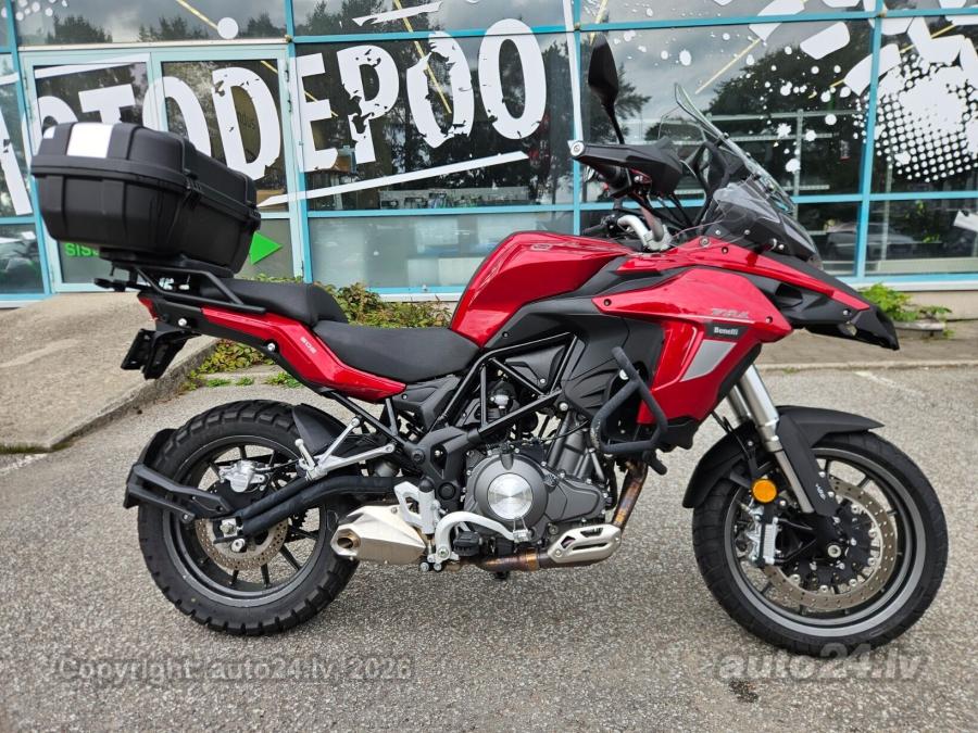 Красный Бенелли TRK 502 2020 в Таллин, объемом двигателя 0.50 л и пробегом 11 тыс. км за 2900 €, фото 3 на AUTOMOTO.COM.LV