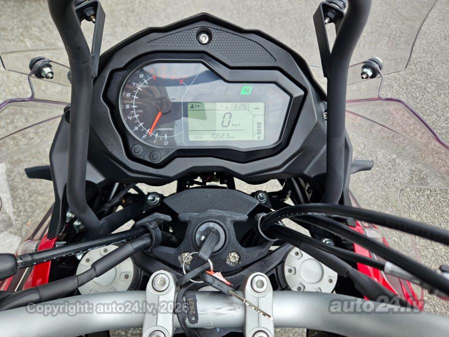 Красный Бенелли TRK 502 2020 в Таллин, объемом двигателя 0.50 л и пробегом 11 тыс. км за 2900 €, фото 10 на AUTOMOTO.COM.LV