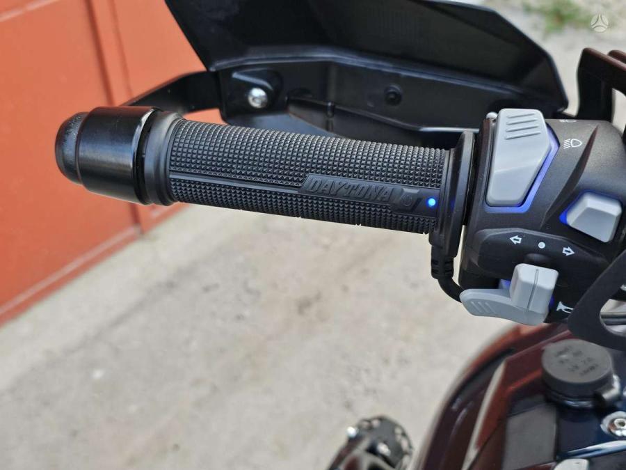 Blue Benelli TRK 502X 2023 in Marijampole, with an engine capacity of 0.50 L and mileage of 8 thousand km for 5490 €, photo 19 on AUTOMOTO.COM.LV