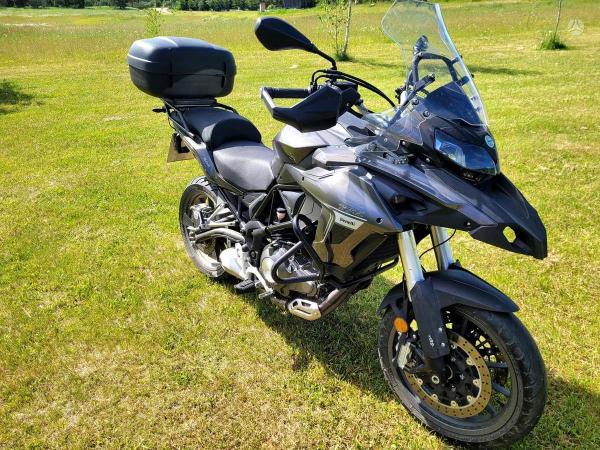 Benelli TRK 502X 2018 in Kretinga, with an engine capacity of 0.50 L and mileage of 17 thousand km for 3400 €, photo 1 on AUTOMOTO.COM.LV