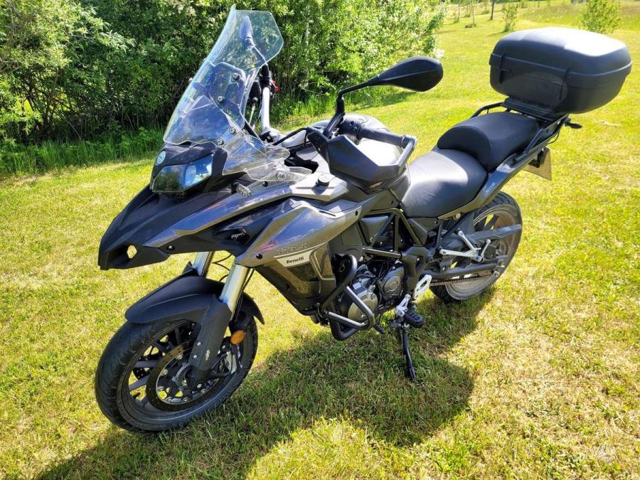 Benelli TRK 502X 2018 in Kretinga, with an engine capacity of 0.50 L and mileage of 17 thousand km for 3400 €, photo 3 on AUTOMOTO.COM.LV