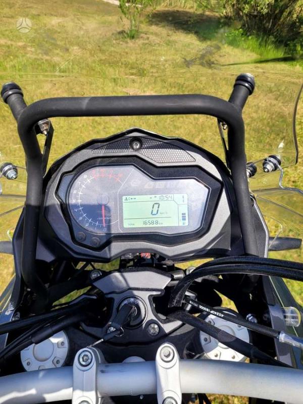 Benelli TRK 502X 2018 in Kretinga, with an engine capacity of 0.50 L and mileage of 17 thousand km for 3400 €, photo 9 on AUTOMOTO.COM.LV