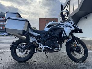 Benelli TRK 502X 2020 in Tallinn, with an engine capacity of 0.50 L and mileage of 13 thousand km for 4200 €, photo 4 on AUTOMOTO.COM.LV