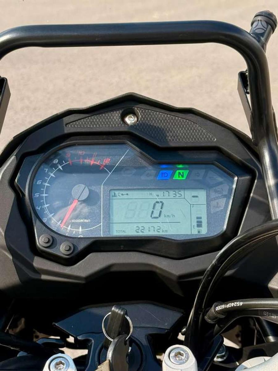 Белый Бенелли TRK 502X 2019 в Клайпеда, объемом двигателя 0.50 л и пробегом 23 тыс. км за 3200 €, фото 12 на AUTOMOTO.COM.LV