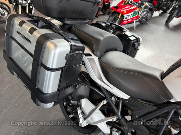 Balts Benelli TRK 502X 2020 Tallina, ar dzinēja tilpumu 0.50 L un nobraukumu 14 tūkst. km par 4290 €, foto 7 vietnē AUTOMOTO.COM.LV