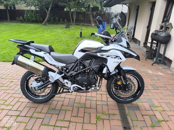 Balts Benelli TRK 502X 2020 Joniškis, ar dzinēja tilpumu 0.50 L un nobraukumu 15 tūkst. km par 3500 €, foto 1 vietnē AUTOMOTO.COM.LV
