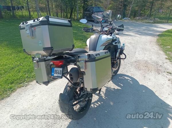 White Benelli TRK 502X 2020 in Tallinn, with an engine capacity of 0.50 L and mileage of 17 thousand km for 5500 €, photo 3 on AUTOMOTO.COM.LV
