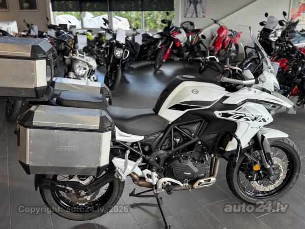 Benelli TRK 502X 2020 Tallina vietnē Balts Benelli TRK 502X 2020 Tallina, ar dzinēja tilpumu 0.50 L un nobraukumu 13 tūkst. km par 3990 €, foto 3 vietnē AUTOMOTO.COM.LV