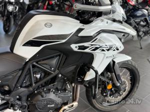 Белый Бенелли TRK 502X 2020 в Таллин, объемом двигателя 0.50 л и пробегом 13 тыс. км за 3990 €, фото 6 на AUTOMOTO.COM.LV