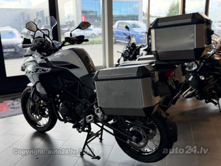 Белый Бенелли TRK 502X 2020 в Таллин, объемом двигателя 0.50 л и пробегом 13 тыс. км за 3990 €, фото 13 на AUTOMOTO.COM.LV