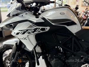 Белый Бенелли TRK 502X 2020 в Таллин, объемом двигателя 0.50 л и пробегом 13 тыс. км за 3990 €, фото 15 на AUTOMOTO.COM.LV