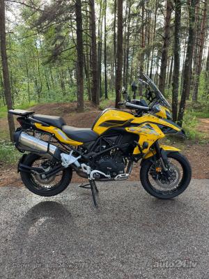 Желтый Бенелли TRK 502X 2021 в Тарту, объемом двигателя 0.50 л и пробегом 17 тыс. км за 4500 €, фото 5 на AUTOMOTO.COM.LV