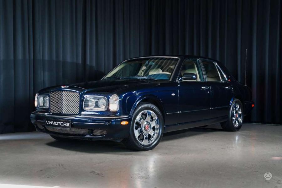 Blue Bentley Arnage 2001 in Vilnius, with an engine capacity of 6.75 L and mileage of 118 thousand km for 36999 €, photo 1 on AUTOMOTO.COM.LV