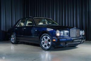 Blue Bentley Arnage 2001 in Vilnius, with an engine capacity of 6.75 L and mileage of 118 thousand km for 36999 €, photo 4 on AUTOMOTO.COM.LV