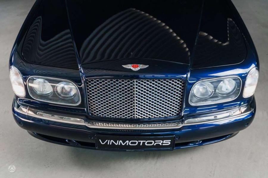 Blue Bentley Arnage 2001 in Vilnius, with an engine capacity of 6.75 L and mileage of 118 thousand km for 36999 €, photo 14 on AUTOMOTO.COM.LV