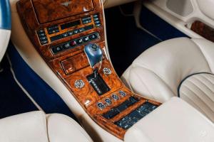 Blue Bentley Arnage 2001 in Vilnius, with an engine capacity of 6.75 L and mileage of 118 thousand km for 36999 €, photo 30 on AUTOMOTO.COM.LV