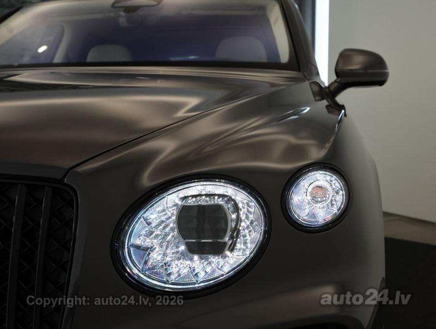 Brown Bentley Azure 2026 in Tallinn, with an engine capacity of 4.00 L and mileage of 21 thousand km for 327225 €, photo 21 on AUTOMOTO.COM.LV