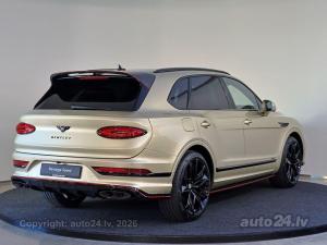 Smilšu krāsa Bentley Bentayga 2026 Tallina, ar dzinēja tilpumu 4.00 L un nobraukumu 35 tūkst. km par 372886 €, foto 2 vietnē AUTOMOTO.COM.LV
