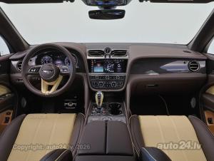 Smilšu krāsa Bentley Bentayga 2026 Tallina, ar dzinēja tilpumu 4.00 L un nobraukumu 35 tūkst. km par 372886 €, foto 5 vietnē AUTOMOTO.COM.LV