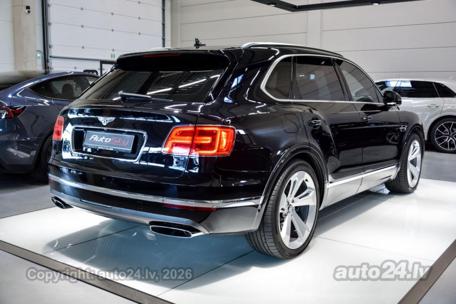 Melns Bentley Bentayga 2017 Tallina, ar dzinēja tilpumu 6.00 L un nobraukumu 144 tūkst. km par 94000 €, foto 5 vietnē AUTOMOTO.COM.LV